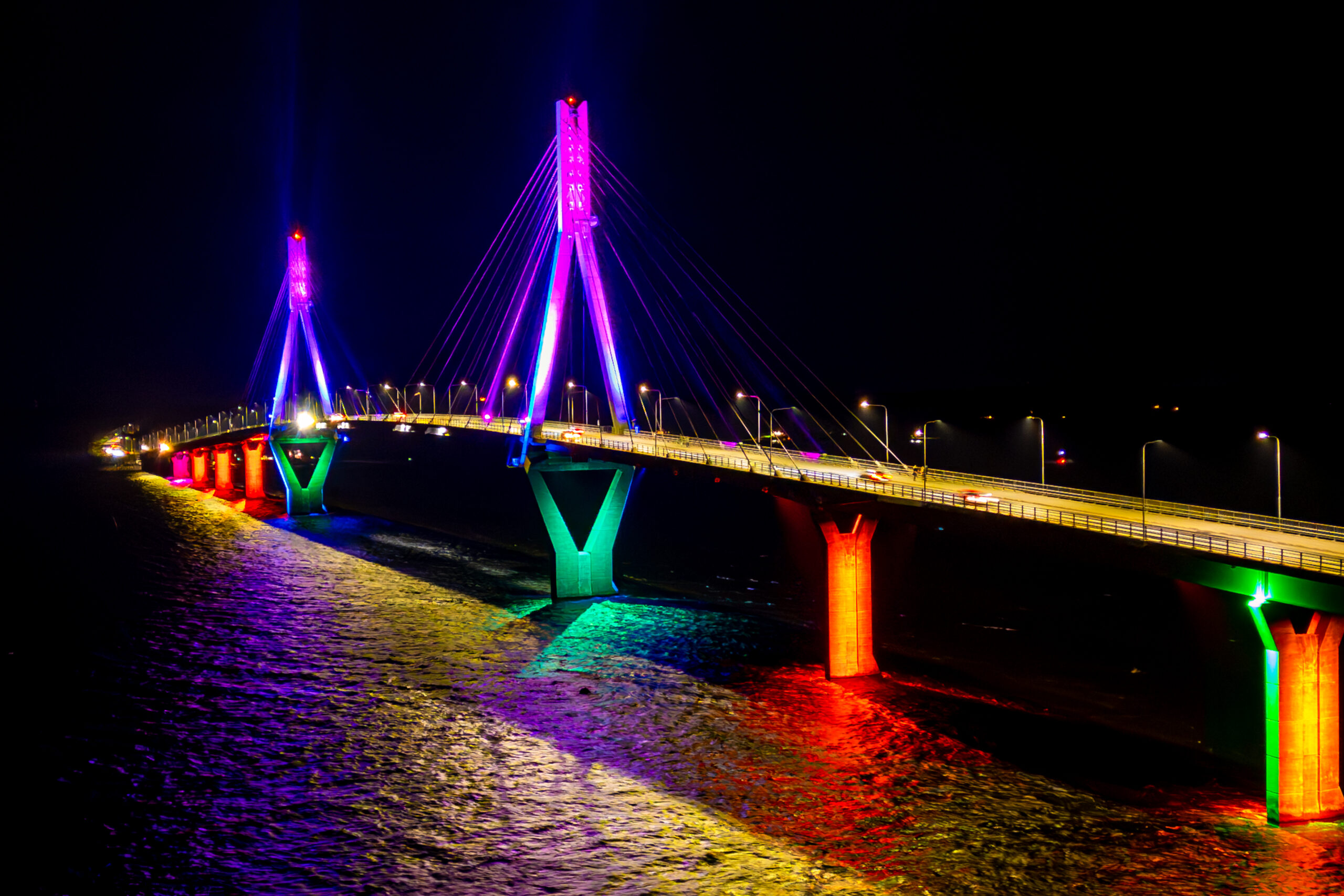Raippaluodon silta – Upea valaistusprojekti korostaa Suomen pisimmän ...